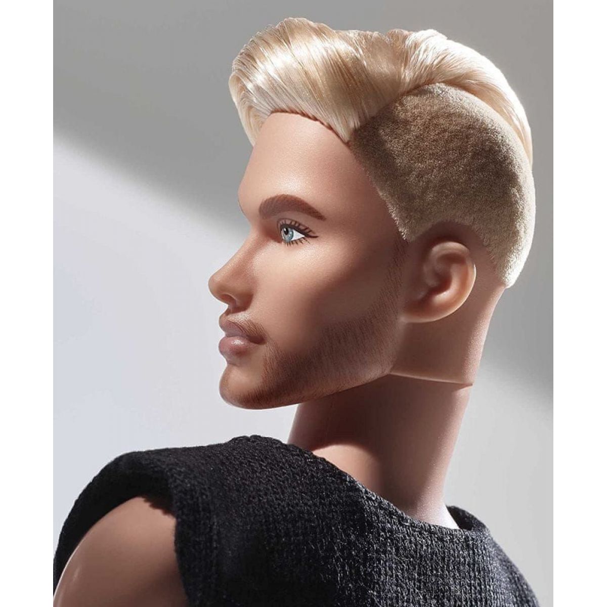 Mattel Barbie Basic Ken blonďák | 4KIDS.cz